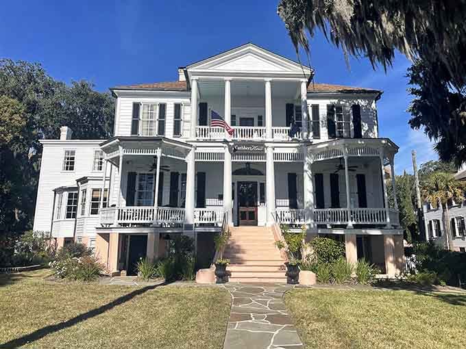 The Cuthbert House Inn exemplifies antebellum elegance, offering accommodations in a building that's seen centuries come and go gracefully.