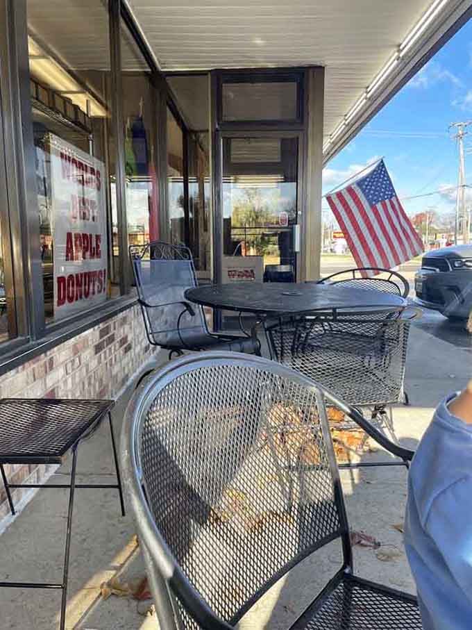 Outdoor seating lets you enjoy your donuts al fresco, because sometimes happiness tastes better with fresh air.