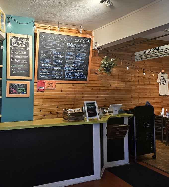 The chalkboard menu and casual counter ordering keep things relaxed, approachable, and refreshingly unpretentious for everyone who visits.