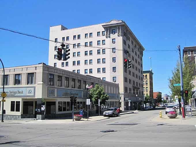 Wide streets and historic buildings create a downtown where you can actually breathe without inhaling someone else's exhaust fumes.