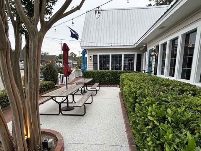 Outdoor seating lets you soak up that coastal Carolina air before diving into your seafood dinner inside.