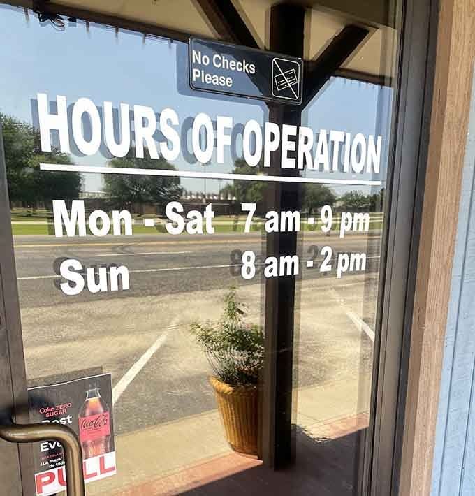 Open seven days a week means your cravings don't have to wait until Monday to be satisfied properly.