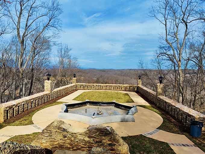 Riverside Park's fountain and mountain views create the kind of backdrop that makes lunch breaks feel like vacations.