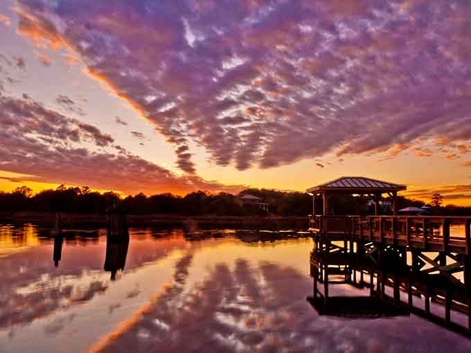 This sunset paints the sky in colors that would make Bob Ross reach for extra brushes and happy little clouds.