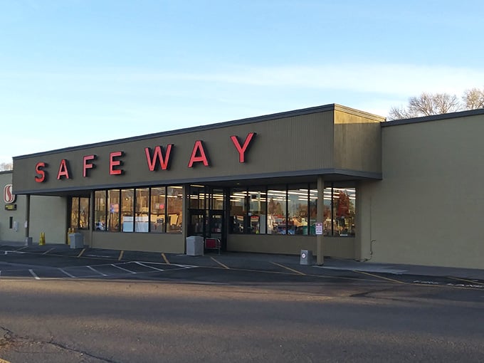 Safeway anchors the town's grocery needs, making sure nobody has to live on potatoes alone despite the local crop.