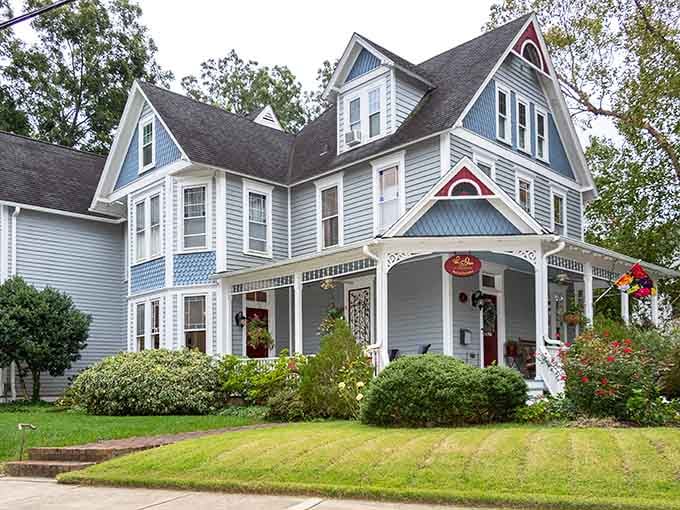 Victorian architecture that makes you wonder why we ever stopped building houses with this much personality.