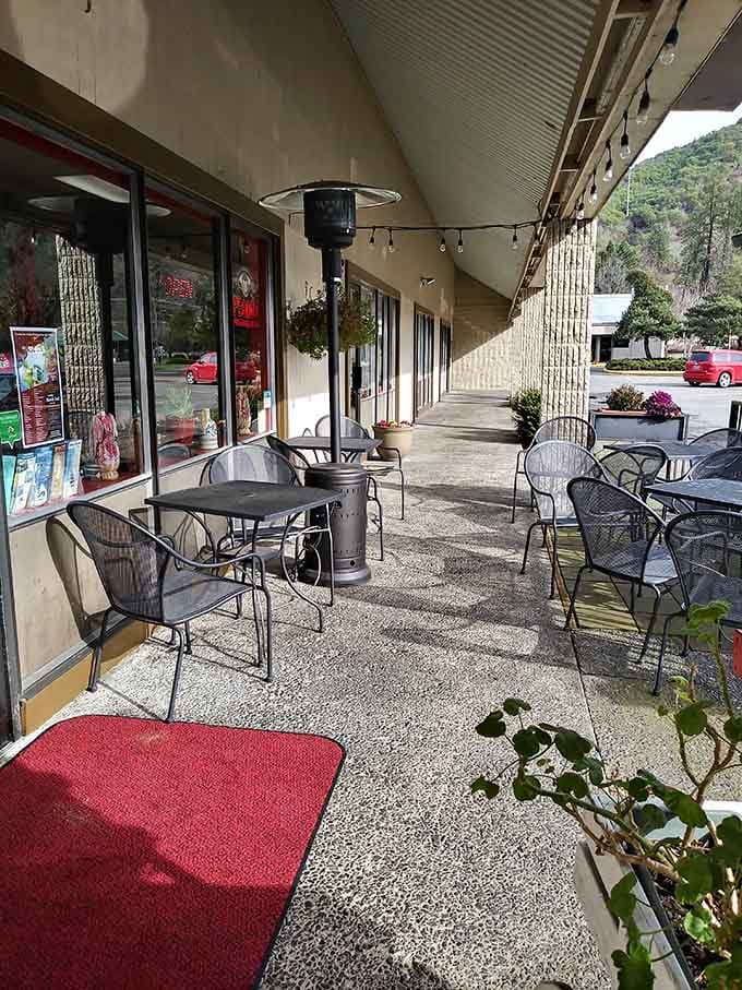 Outdoor patio seating with heat lamps means you can enjoy Italian food al fresco even when Oregon weather disagrees.