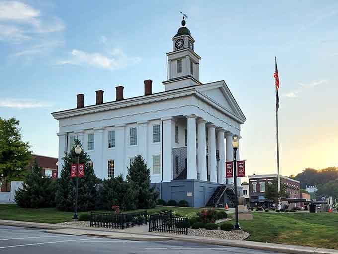 Orange County Circuit Court commands respect with its classical columns, democracy dressed in its Sunday best since forever.