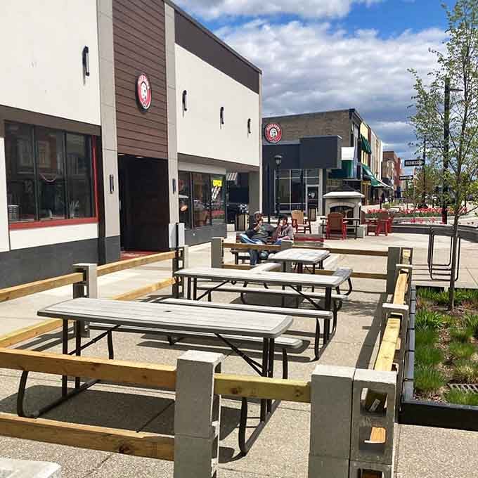 Outdoor seating that turns a simple pizza dinner into a pleasant evening under Michigan skies worth savoring slowly.