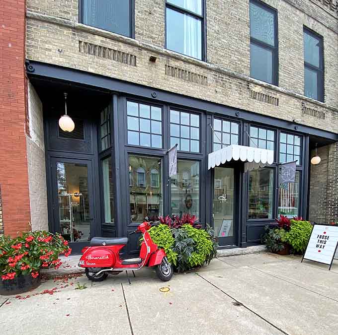 Horseradish Kitchen + Market combines vintage style with modern flair, creating Instagram-worthy moments at every turn and corner.