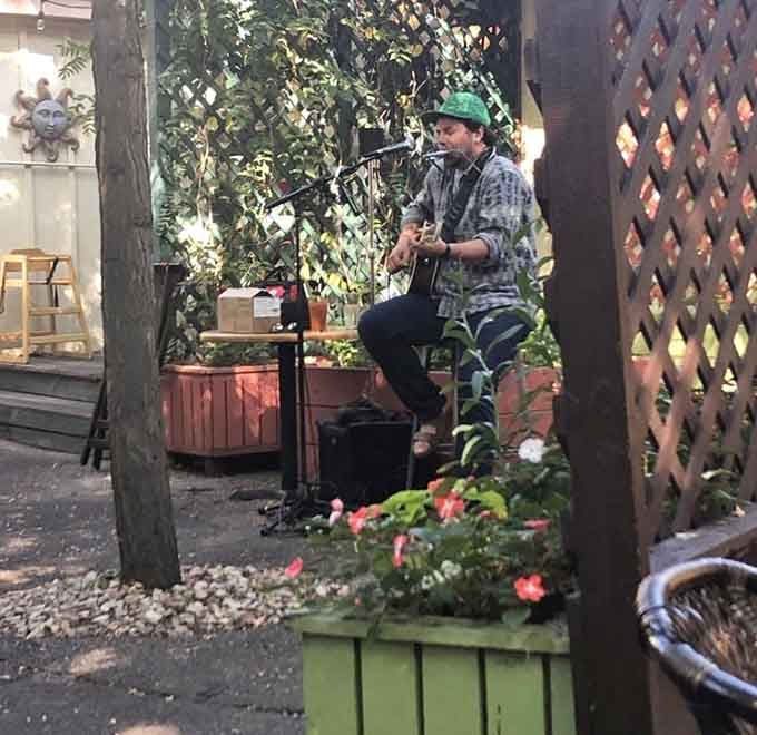 Live music on the patio turns a simple breakfast outing into an actual event worth remembering fondly.