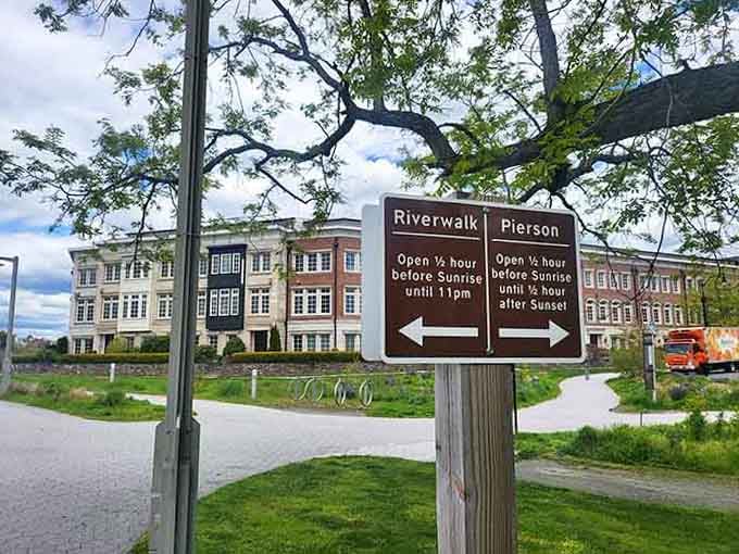 Clear signage means you can explore without worrying about getting lost or missing the best viewpoints.