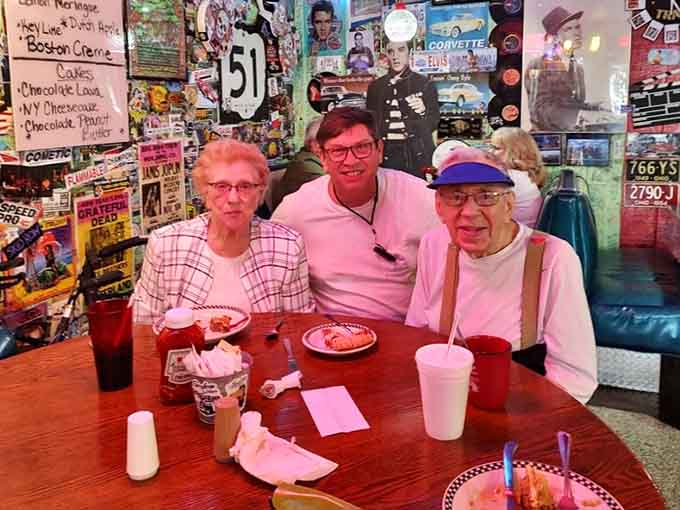 Diners soaking up the retro atmosphere while surrounded by enough memorabilia to fuel conversations through multiple refills and beyond.