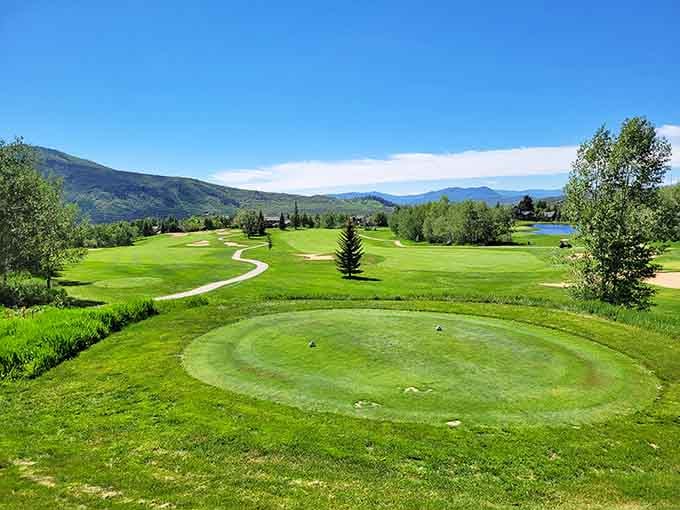 Golf courses here come with mountain backdrops that make every slice somehow feel more forgivable.