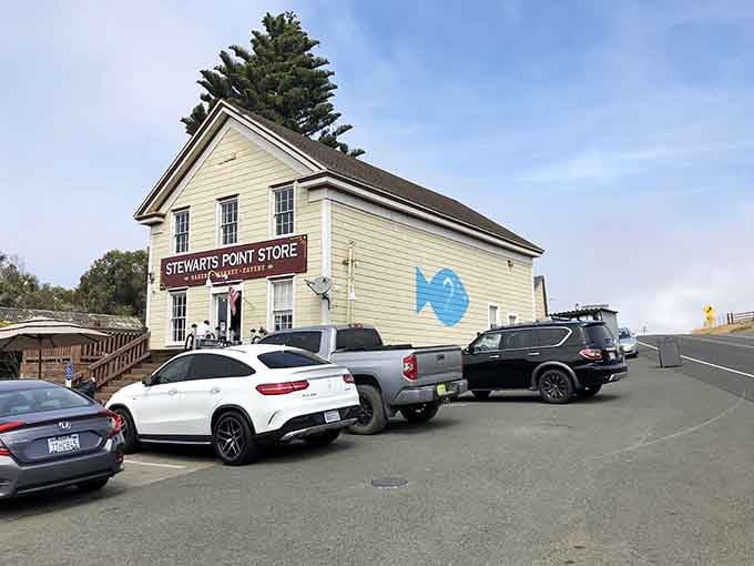 When the parking lot is this full, you know the locals aren't keeping this secret to themselves anymore.