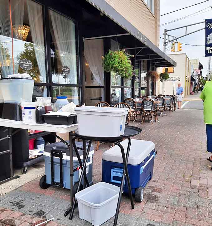 Outdoor seating on the sidewalk brings a touch of Parisian caf&eacute; culture to the Jersey Shore.
