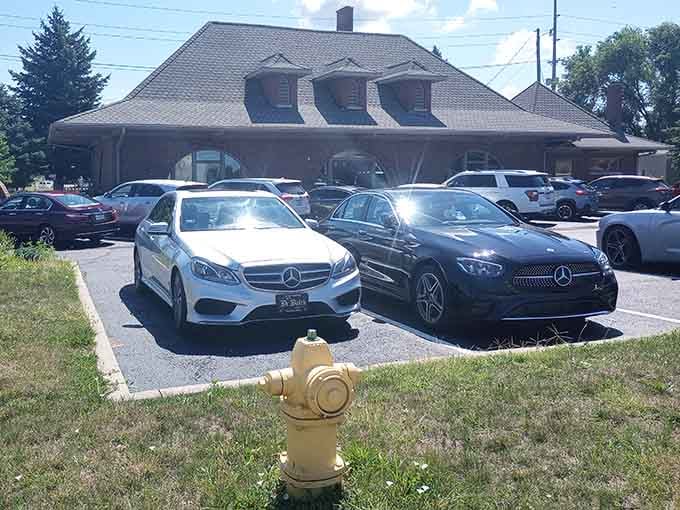 A packed parking lot at breakfast time is always the most reliable restaurant review you'll ever need to trust.