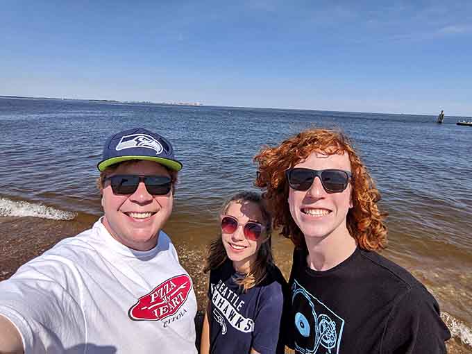 Happy beachgoers are the best advertisement, better than any billboard could ever hope to be in its dreams.