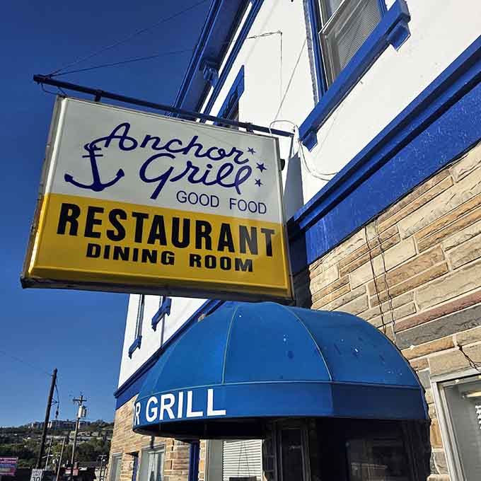 That classic sign promises good food, and based on the lines outside, they're delivering on that promise every single day.