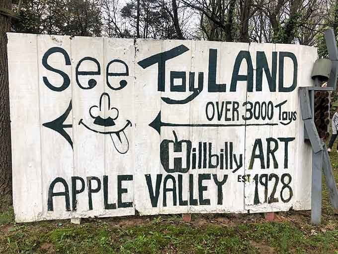 The hand-painted sign welcomes visitors to over 3,000 toys and hillbilly art since 1928.