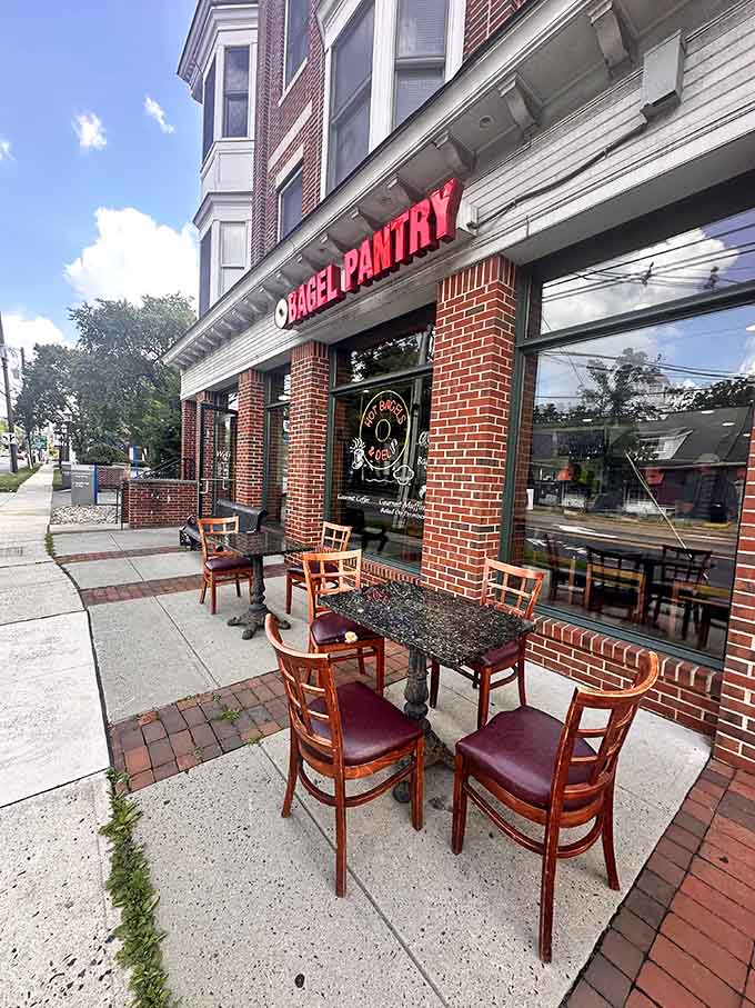 Outdoor tables on the sidewalk transform breakfast into a proper event, weather permitting and highly recommended.