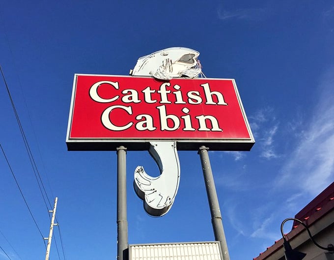 That cheerful catfish on the sign has been beckoning hungry travelers for years, and it never tells a lie.