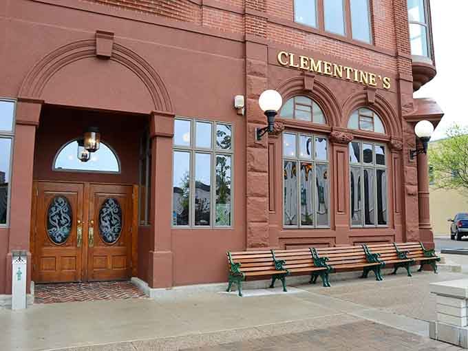 Those benches outside aren't just for waiting &ndash; they're for savoring the moment before your culinary adventure begins.