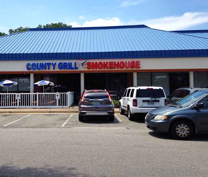 Plenty of parking means the hardest decision you'll make is what to order, not where to leave your car.