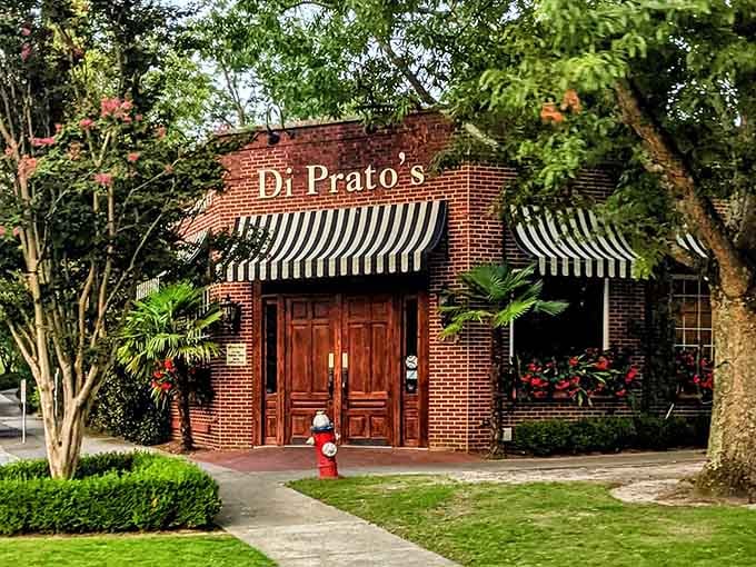 The corner location makes DiPrato's easy to find, though that fire hydrant isn't part of the dining experience.