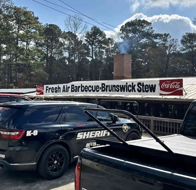 Even the local sheriff knows where to find the best barbecue in town, and that's the highest endorsement possible.