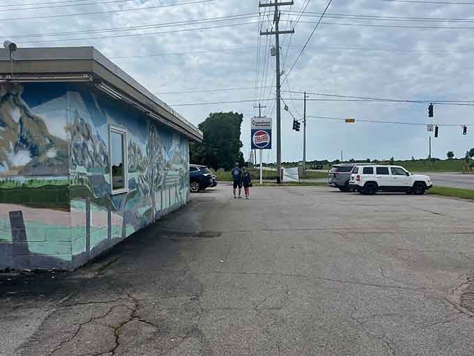 The parking lot of a legendary spot, where every space represents another person about to discover hushpuppy paradise.