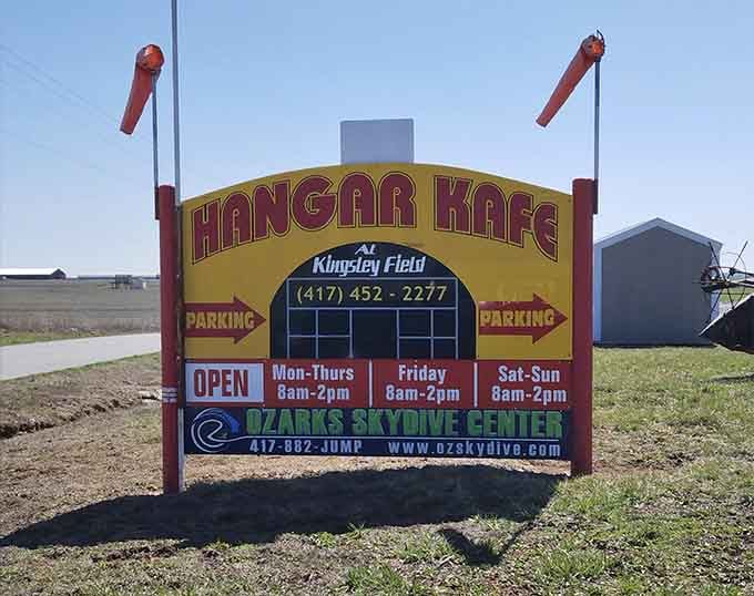 The sign tells you everything you need to know: good food, quirky vibes, and hours that work for actual human schedules.