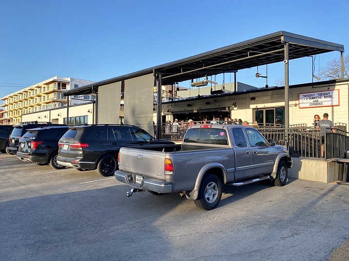 When the parking lot's this full, you know the locals have spoken and the verdict is delicious.