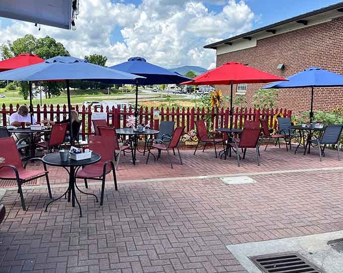The outdoor patio lets you enjoy your meal with fresh mountain air and small-town people watching.