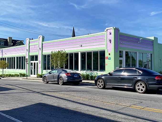 Plenty of parking means you can take your time inside without worrying about meters or tow trucks.