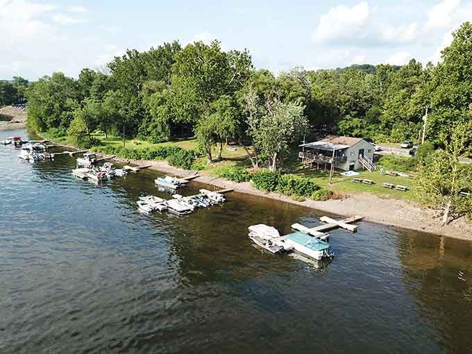 Delaware River boat docks provide easy water access for paddlers and boaters seeking aquatic adventures on historic waters.
