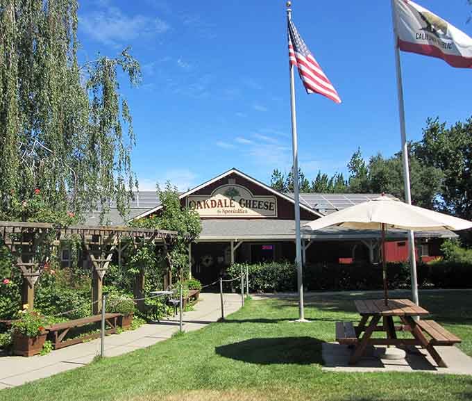 Oakdale Cheese & Specialties proves that artisanal doesn't have to mean pretentious or overpriced nonsense.