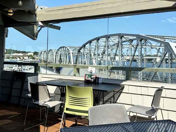 Outdoor seating with bridge views, where your pasta tastes even better with a side of Sturgeon Bay scenery.