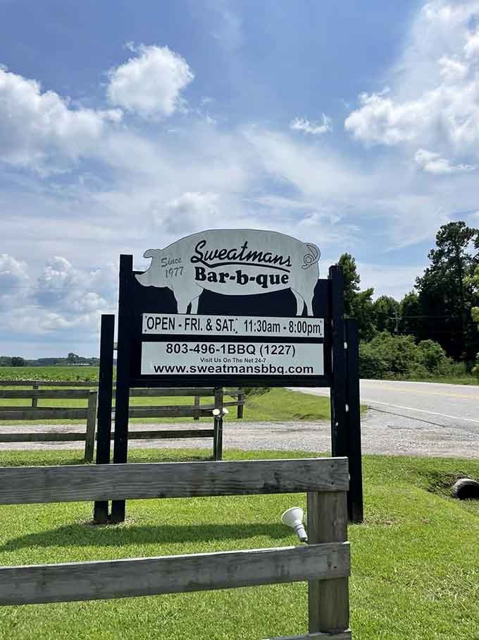 This sign doesn't need fancy graphics when you're this good; the reputation speaks louder than any billboard ever could.