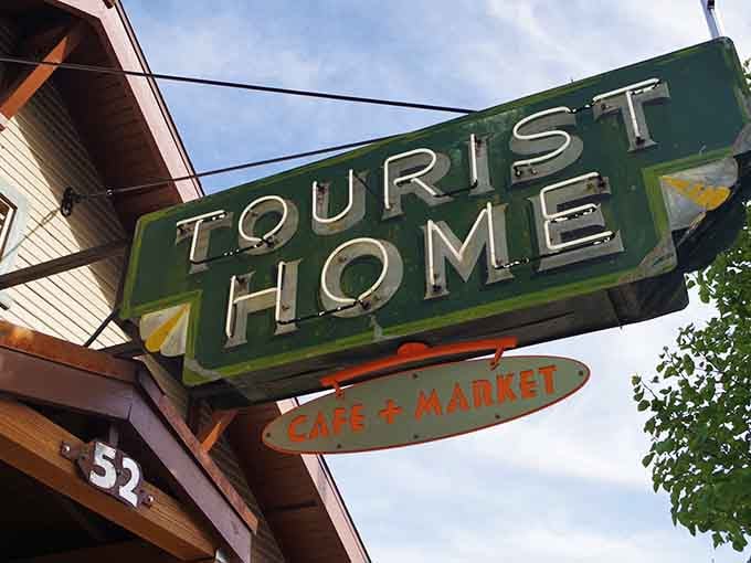 That vintage neon sign beckoning you to Tourist Home, a beacon for breakfast lovers since way back.