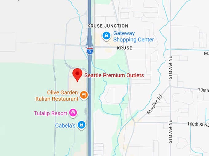 16. seattle premium outlets map