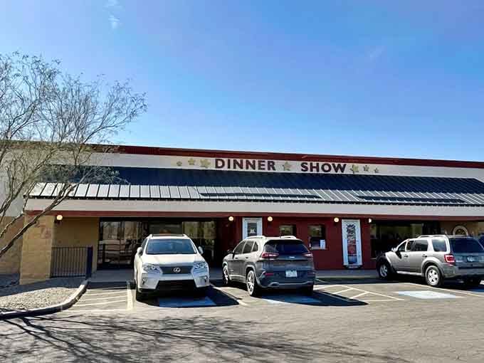 That giant piano keyboard facade tells you everything: dinner here comes with a side of showbiz and pure fun.