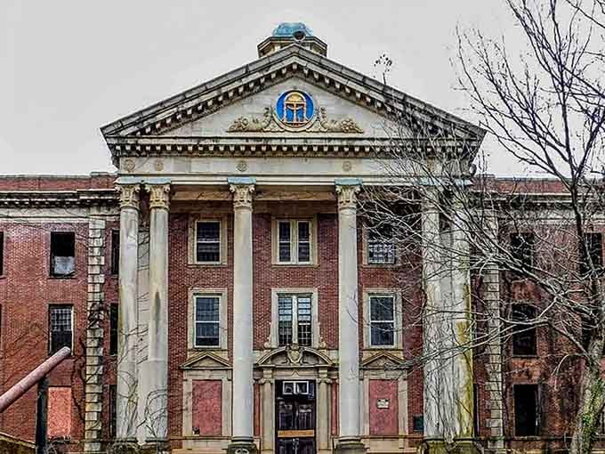 Those grand columns and weathered brick walls tell stories that'll make your spine tingle on cloudy afternoons.