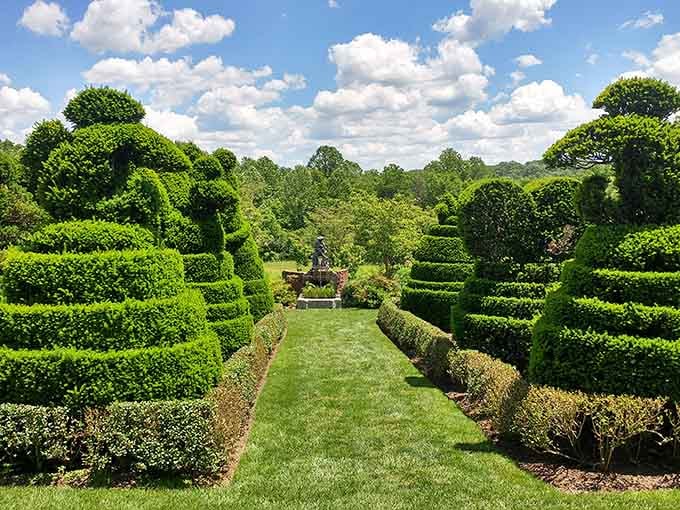 These sculpted hedges look like Edward Scissorhands' greatest hits album, minus the angst and leather pants.