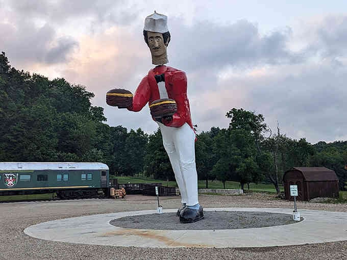 This towering burger-slinger stands against moody skies, proving Ohio knows how to supersize roadside charm with style.