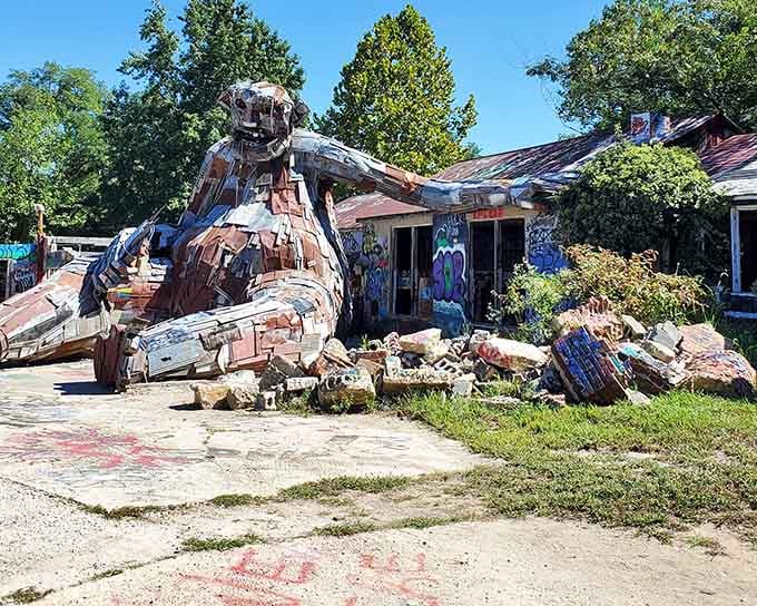 Big Rusty basks in the sunshine, proving that one person's scrap metal is another person's jaw-dropping dinosaur sculpture.