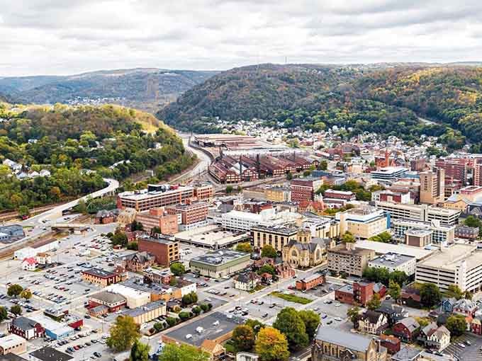 From this bird's-eye view, you can see how history and nature embrace a town built for real people.