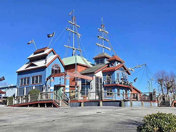 Those towering masts and flags make you wonder if Captain Jack Sparrow might be inside ordering lunch.