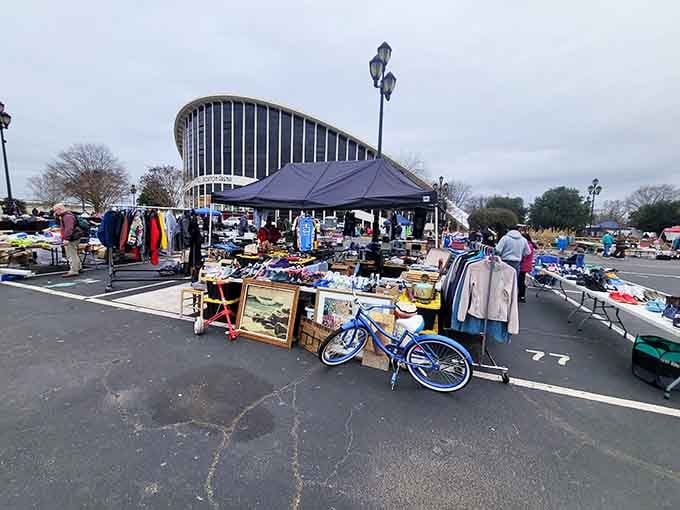 That distinctive curved building backdrop makes this flea market feel like shopping in a postcard scene.