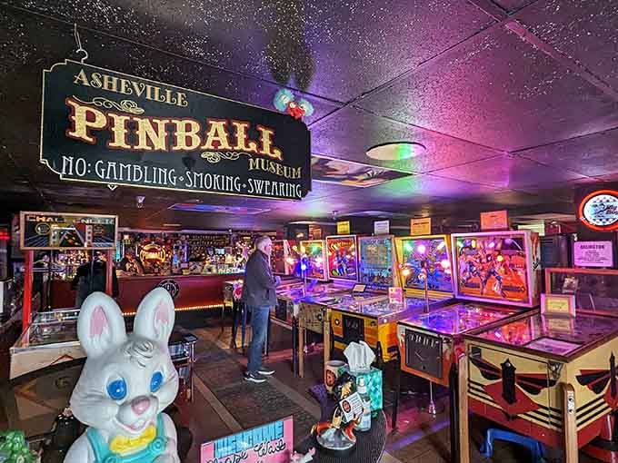 That sign says it all: no gambling, no smoking, no swearing, just pure unadulterated pinball joy.